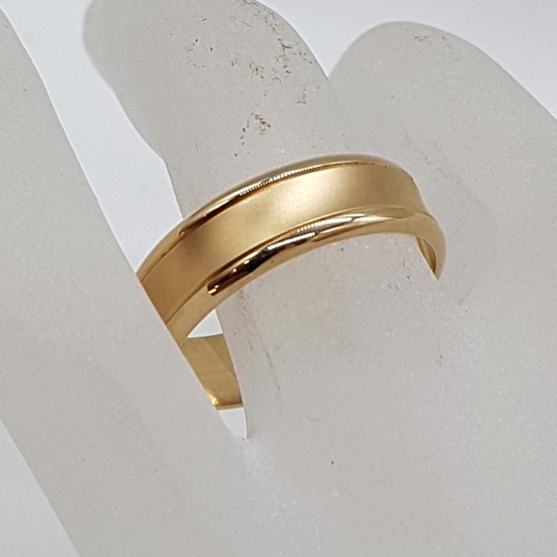 * SOLD * 10ct Yellow Gold Matte and Shiny Edged Wedding Ring – Gents ...