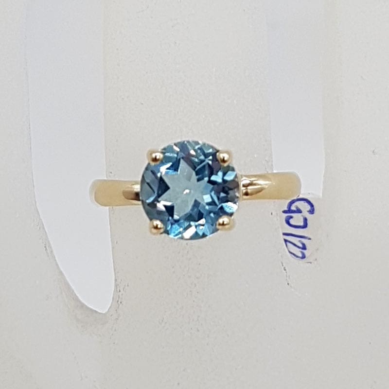 * SOLD * 9ct Yellow Gold Blue Topaz Round Claw Set Ring – Alexa's Treasures