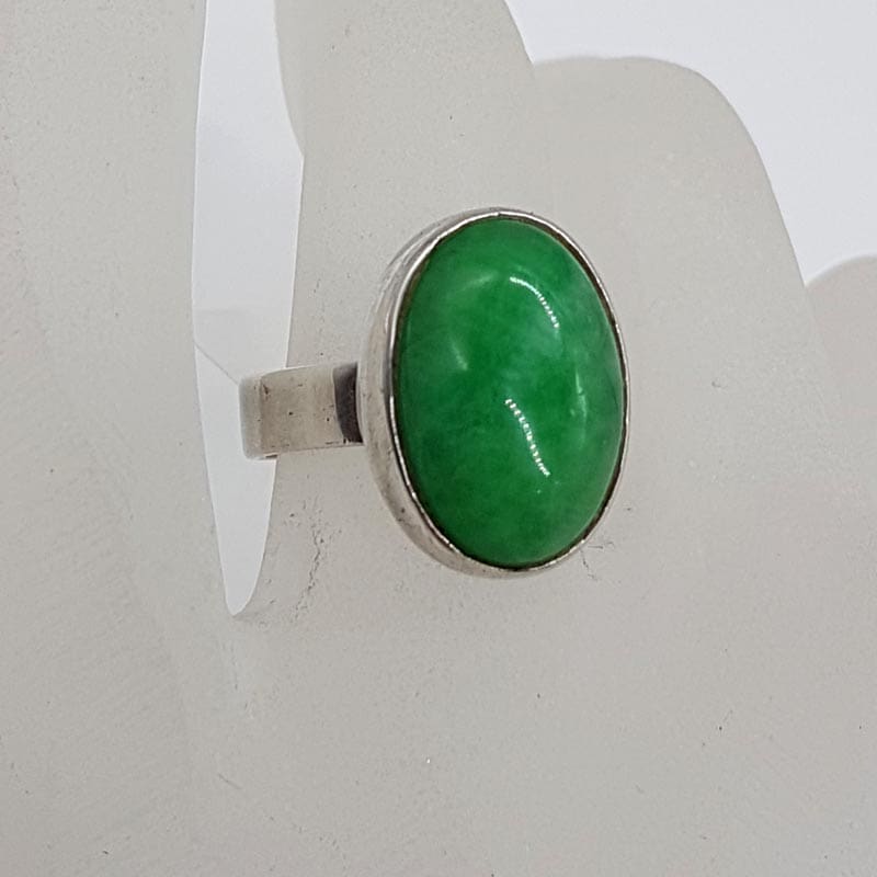 *SOLD* Sterling Silver Oval Chrysoprase / Australian Jade Ring ...