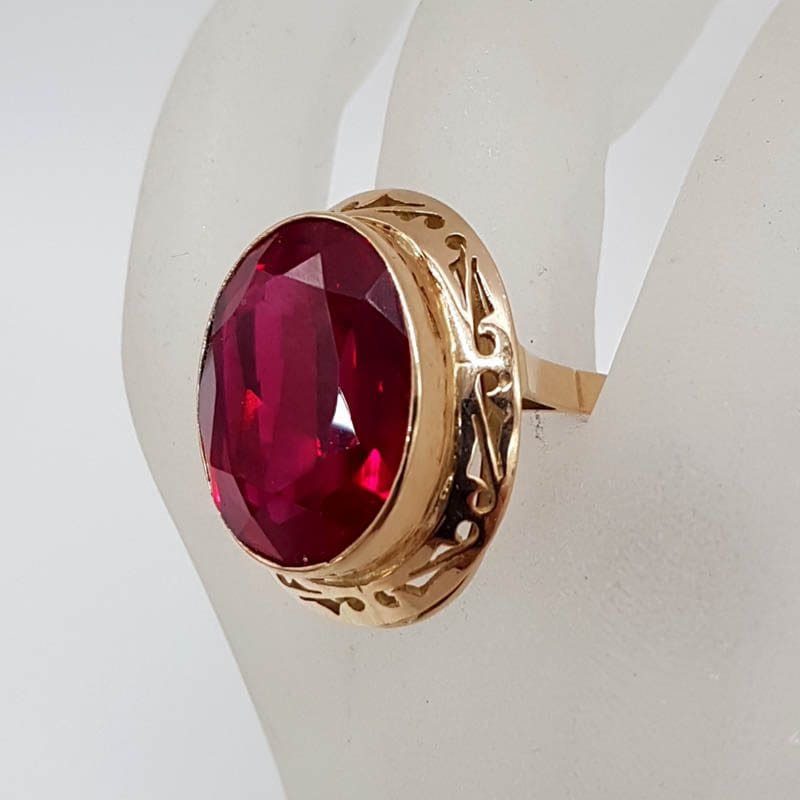 *SOLD* 14ct Yellow Gold Very Large Oval Red Paste Russian Ring ...