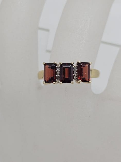 9ct Yellow Gold Garnet and Diamond Rectangular Bridge Set Ring – Alexa ...
